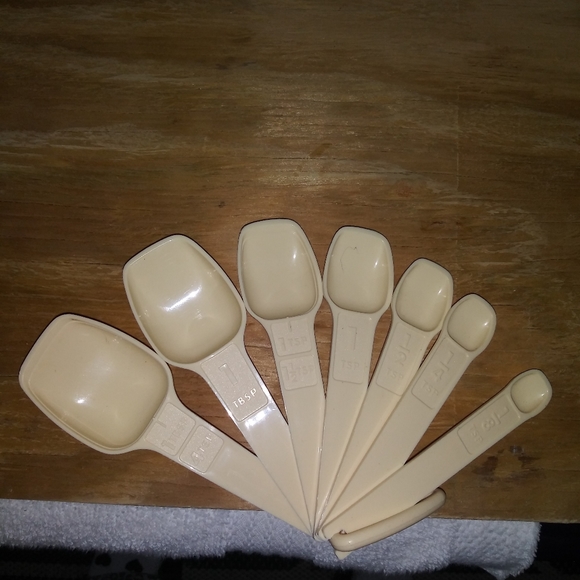 Tupperware | Kitchen | Vintage Tupperware Measuring Spoons | Poshmark